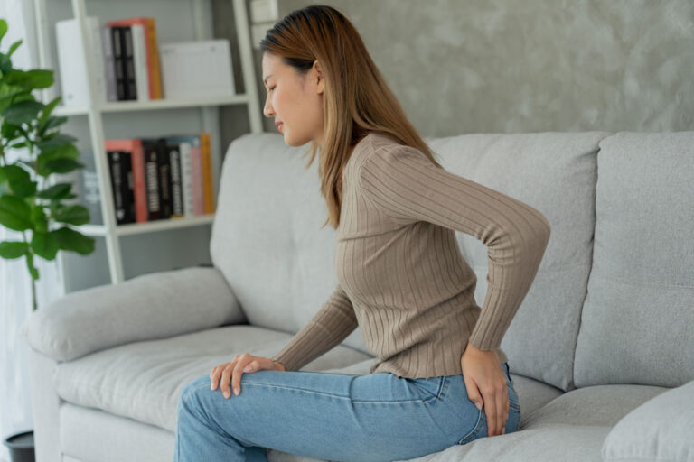 Hemorrhoids Vs Anal Fissures Whats The Difference The Hemorrhoid 2328